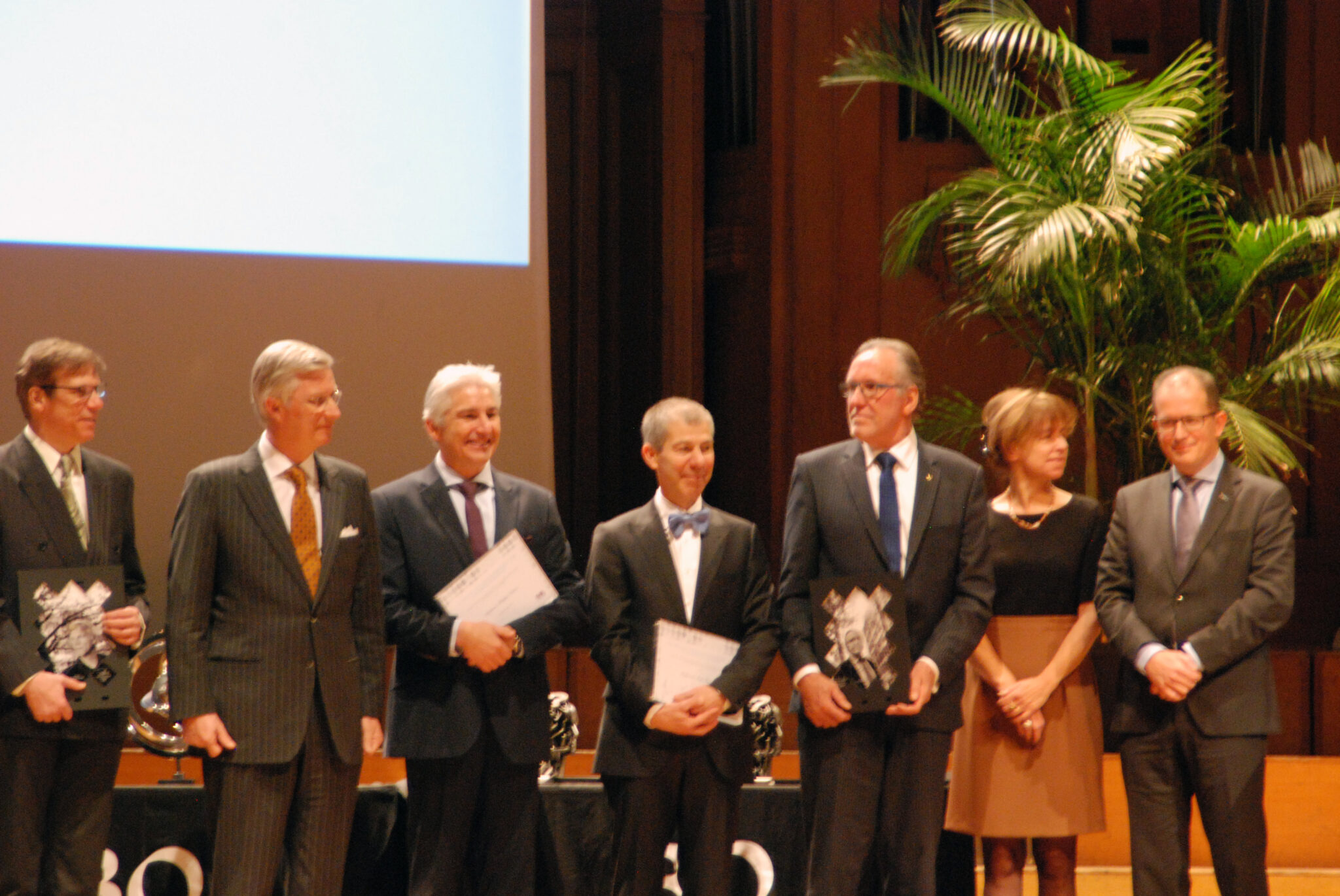 Excellence Award Dr. De Leeuw-Damry-Bourlart